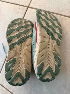 Hoka | Shoes | Hoka Clifton 8 Shoes Size 85 Women In Turquoise And Red ...